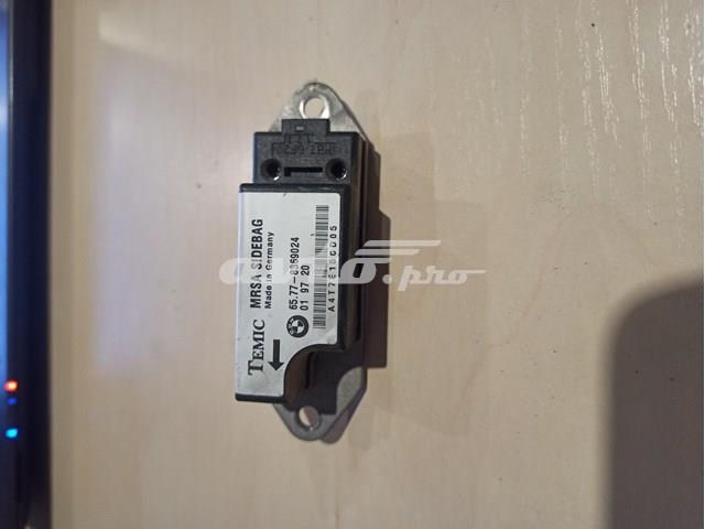 65778369024 BMW Датчик AIRBAG боковой правый