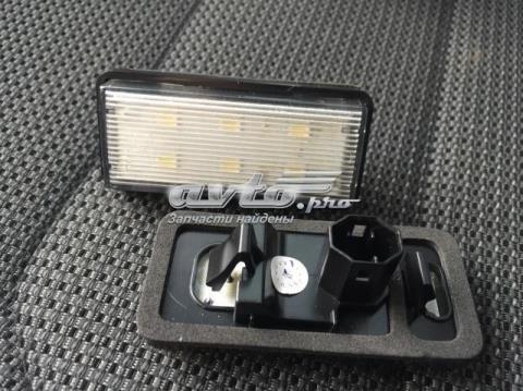 8127160332 Toyota фонарь подсветки заднего номерного знака (Без ламочки)