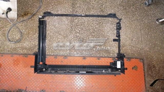 T2H39793 Jaguar рамка радиатора