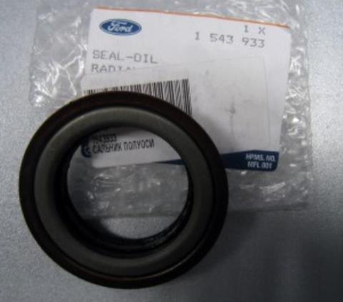 1543933 Ford сальник полуоси переднего моста левой