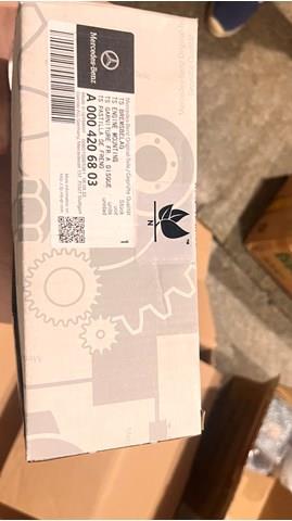 A0004206803 Mercedes колодки тормозные передние дисковые