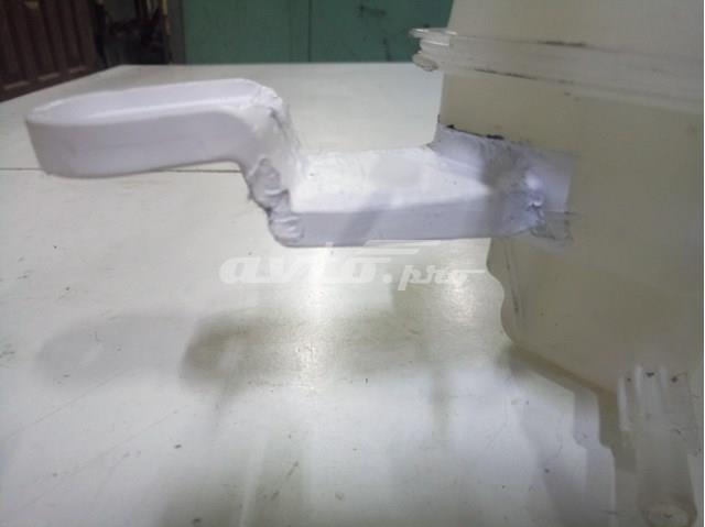 1647028113 Toyota Бачок системы охлаждения расширительный