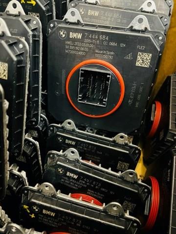 7444684 BMW 7444684 - бу фар bmw f20 f30 f15 f16
