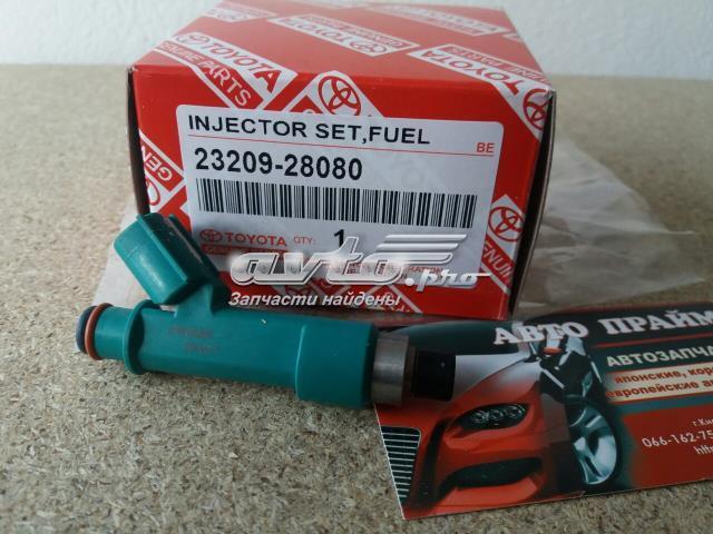 2320928080 Toyota форсунка впрыска топлива