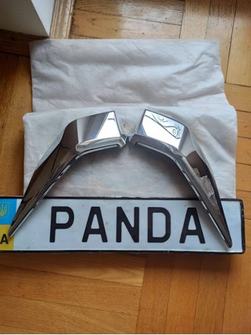 5314760040 Toyota молдинг фары правой