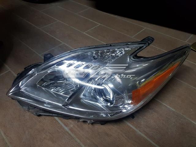 8117047211 Toyota фара левая