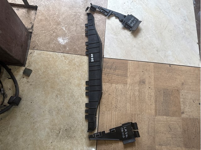 Воздуховод радиатора на Mercedes E (W212)