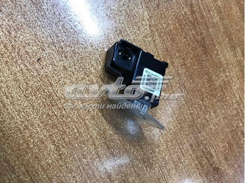 LR040299 Land Rover лампа