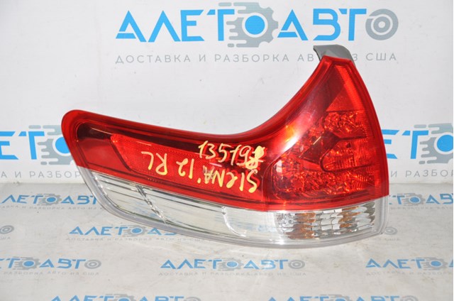 8156008030 Toyota фонарь задний левый внешний