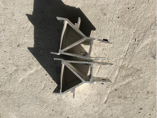 51117357216 BMW кронштейн усилителя переднего бампера