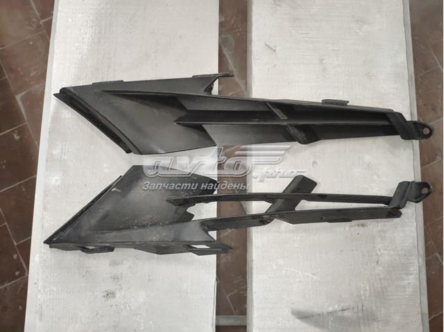 532850E010 Toyota Решетка бампера переднего правая