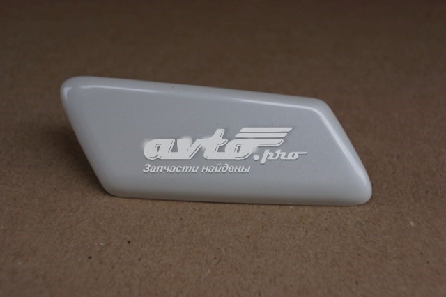 8504460170A0 Toyota форсунка омывателя фары передней