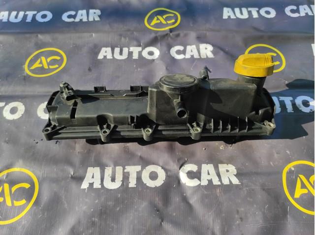 8200756123 Renault (RVI) крышка клапанная пластик 1.5dci rn