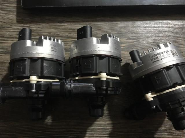 A0005003800 Mercedes помпа водяная (насос охлаждения, дополнительный ...