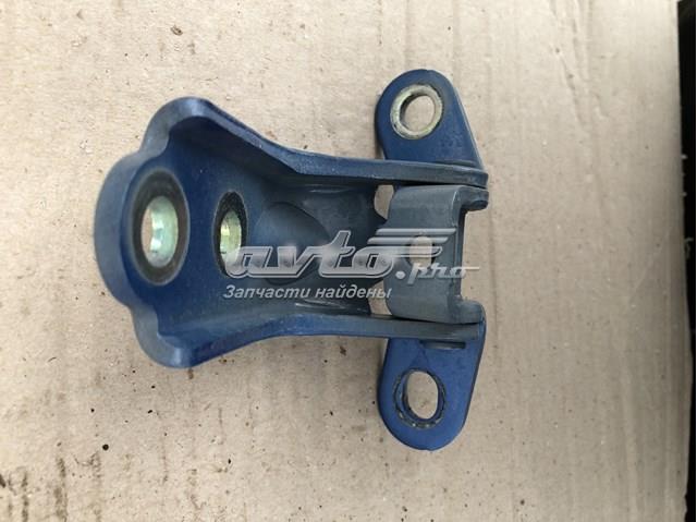 793102E000 Hyundai/Kia Петля двери передней левой