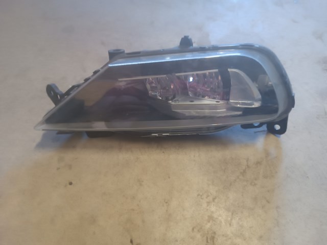 32337365 Volvo фара противотуманная правая