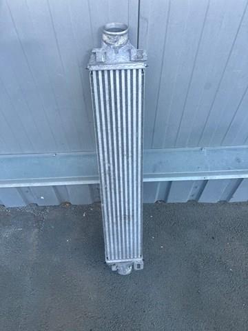 8W0145805E VAG радиатор интеркуллера