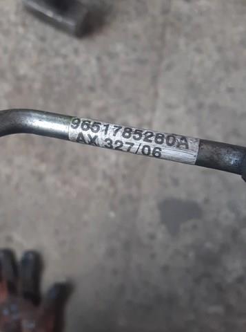 9651785280A Peugeot/Citroen трубка подачи масла на турбину citroen 1.6hdi