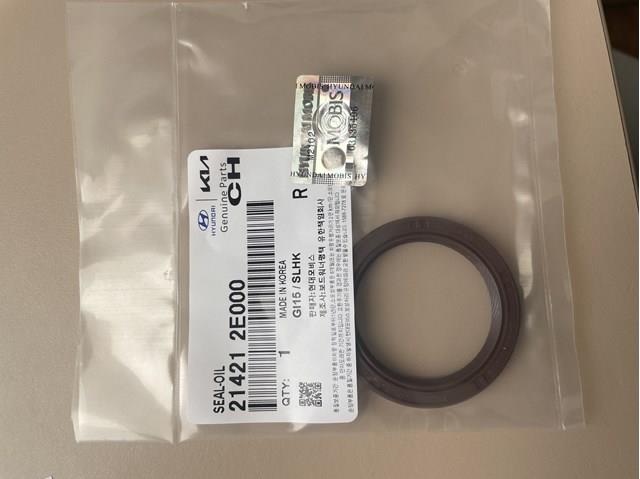 214212E000 Hyundai/Kia сальник коленвала двигателя передний