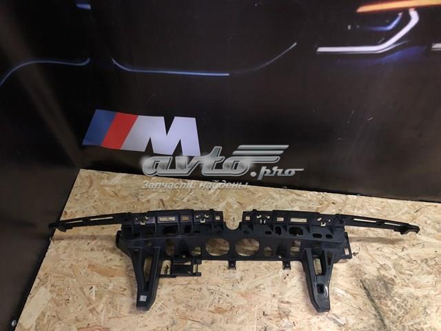 51127226939 BMW кронштейн бампера заднего центральный