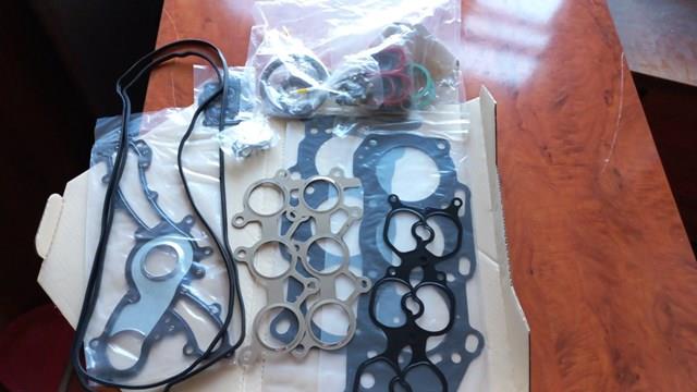 0411131444 Toyota комплект прокладок двигателя полный