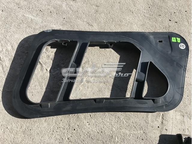 A1668800805 Mercedes крышка капота