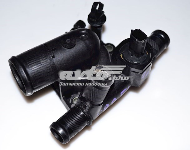 8200801567 Renault (RVI) термостат