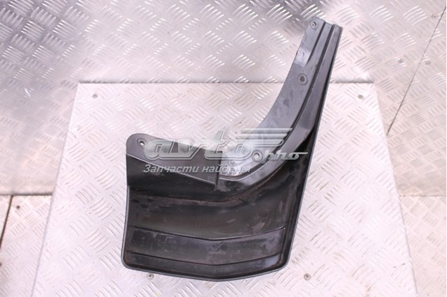 1668901100 Mercedes бризковик комплект з 2шт. вк