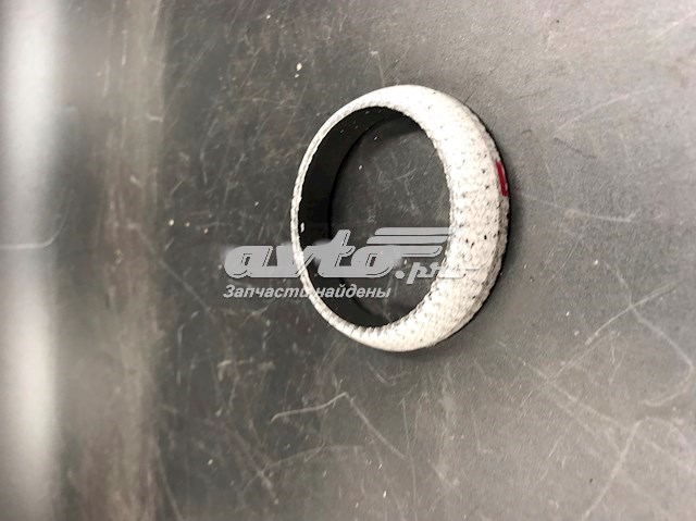 1745128070 Toyota Кольцо приемной трубы глушителя