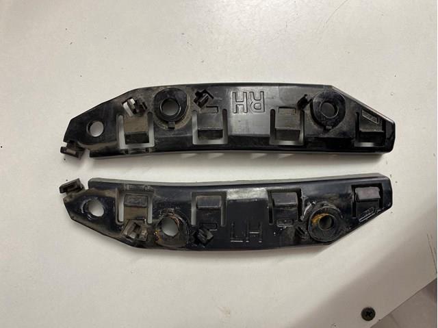 108418200E Tesla Motors кронштейн бампера переднего внешний правый