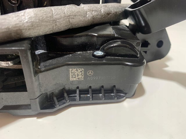 A0997307700 Mercedes замок дверей