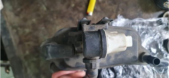 0015457516 Mercedes автозапчастина