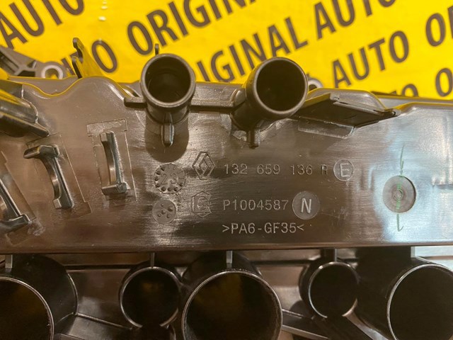132659136R Renault (RVI) Крышка клапанная