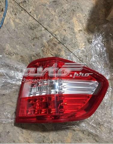 A1648202864 Mercedes фонарь задний правый