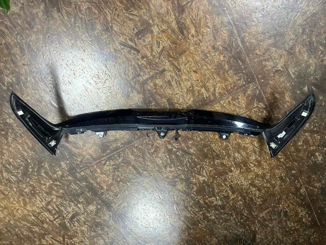 51629447772 BMW Кронштейн заднего спойлера