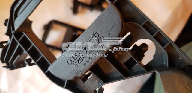 6Q0820892B VAG кронштейн