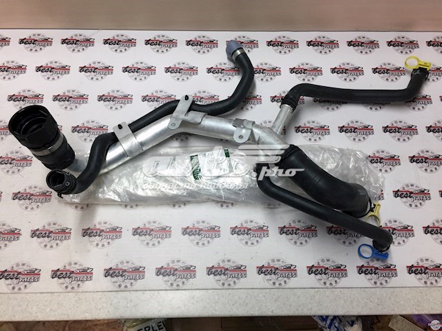 LR022661 Land Rover патрубок системи охолодження 4009420000