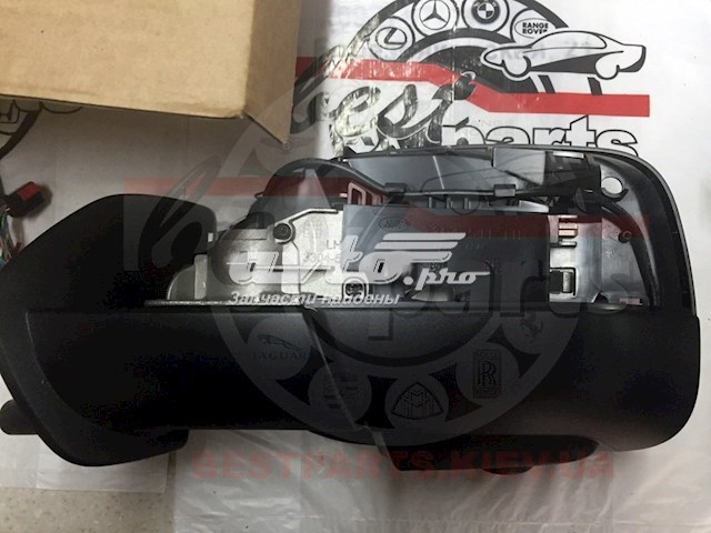 LR013770 Land Rover корпус левого зеркала