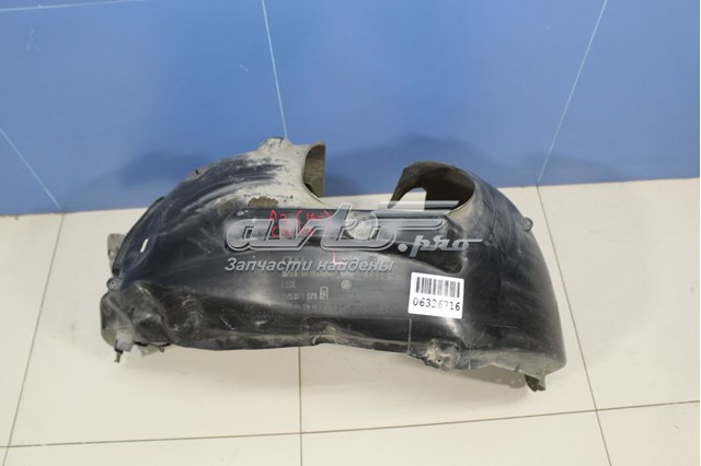 8V5821171 VAG подкрылок крыла переднего левый