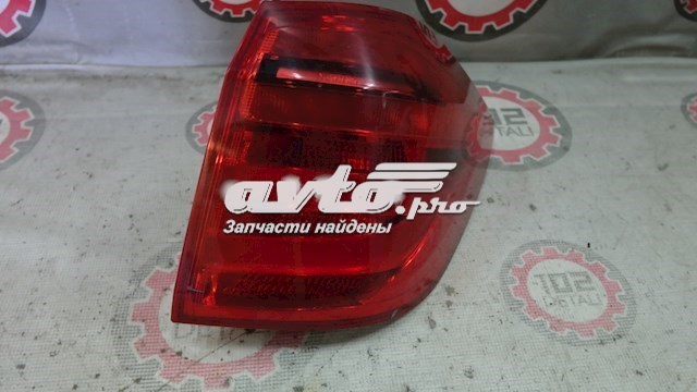 1669067401 Mercedes задний правый внешний фонарь