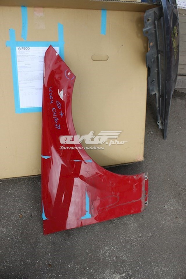 A2048800218 Mercedes крыло переднее правое