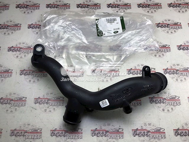 LR090630 Land Rover Шланг (патрубок) термостата