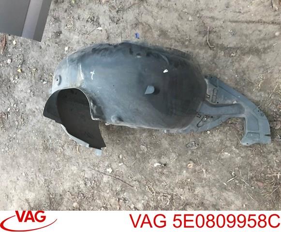 5E0809958C VAG подкрылок крыла переднего правый