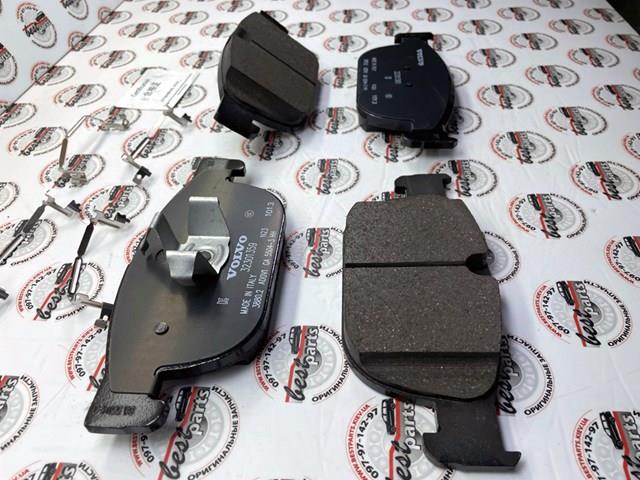 32373124 Volvo колодки тормозные передние дисковые