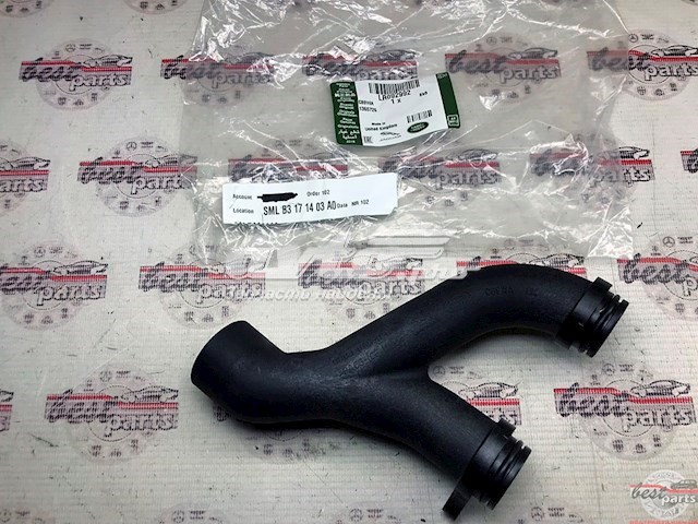 LR092992 Land Rover патрубок випускний системи охолодження двз