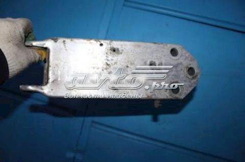 51117200705 BMW кронштейн бампера переднего