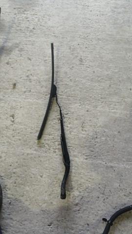 68358389AA Chrysler Рычаг-поводок стеклоочистителя заднего стекла