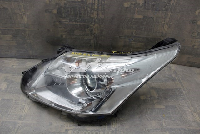 8107005330 Toyota фара левая
