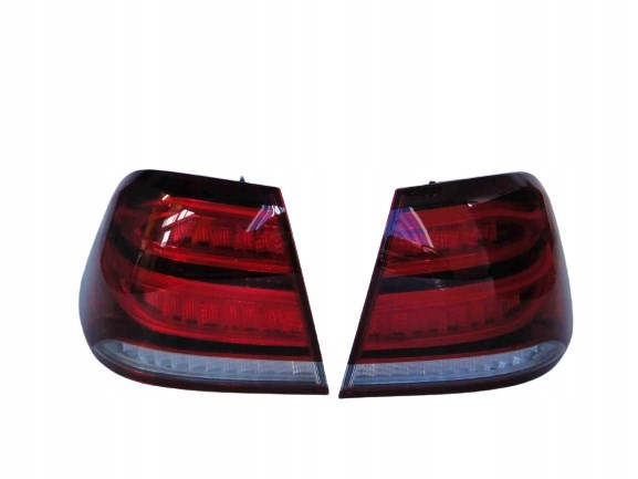 A1669065601 Mercedes фонарь задний правый внешний