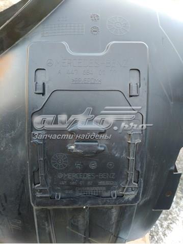 A4476840177 Mercedes подкрыльник передний левый
